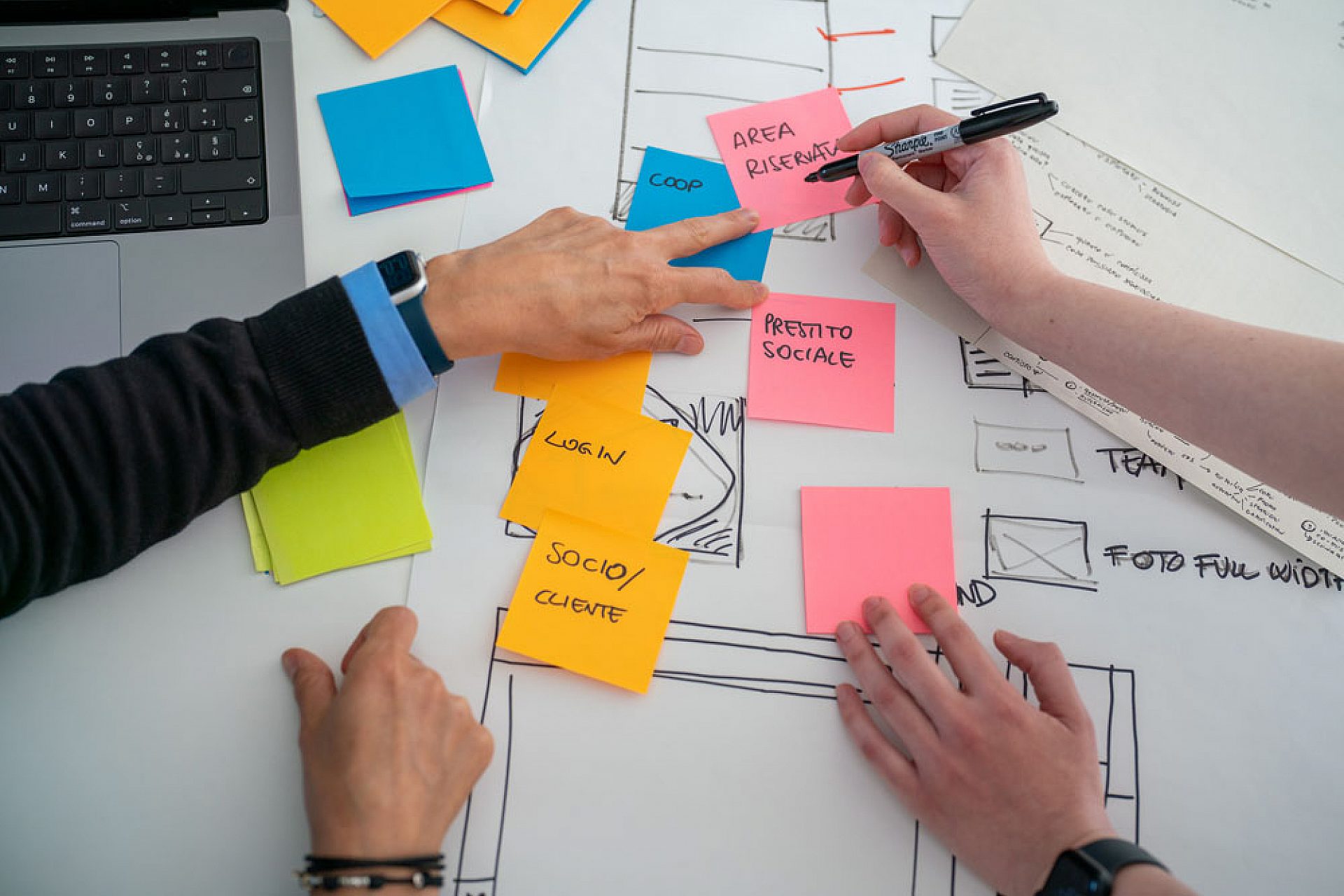 Annalaura Tezzon | Tangible